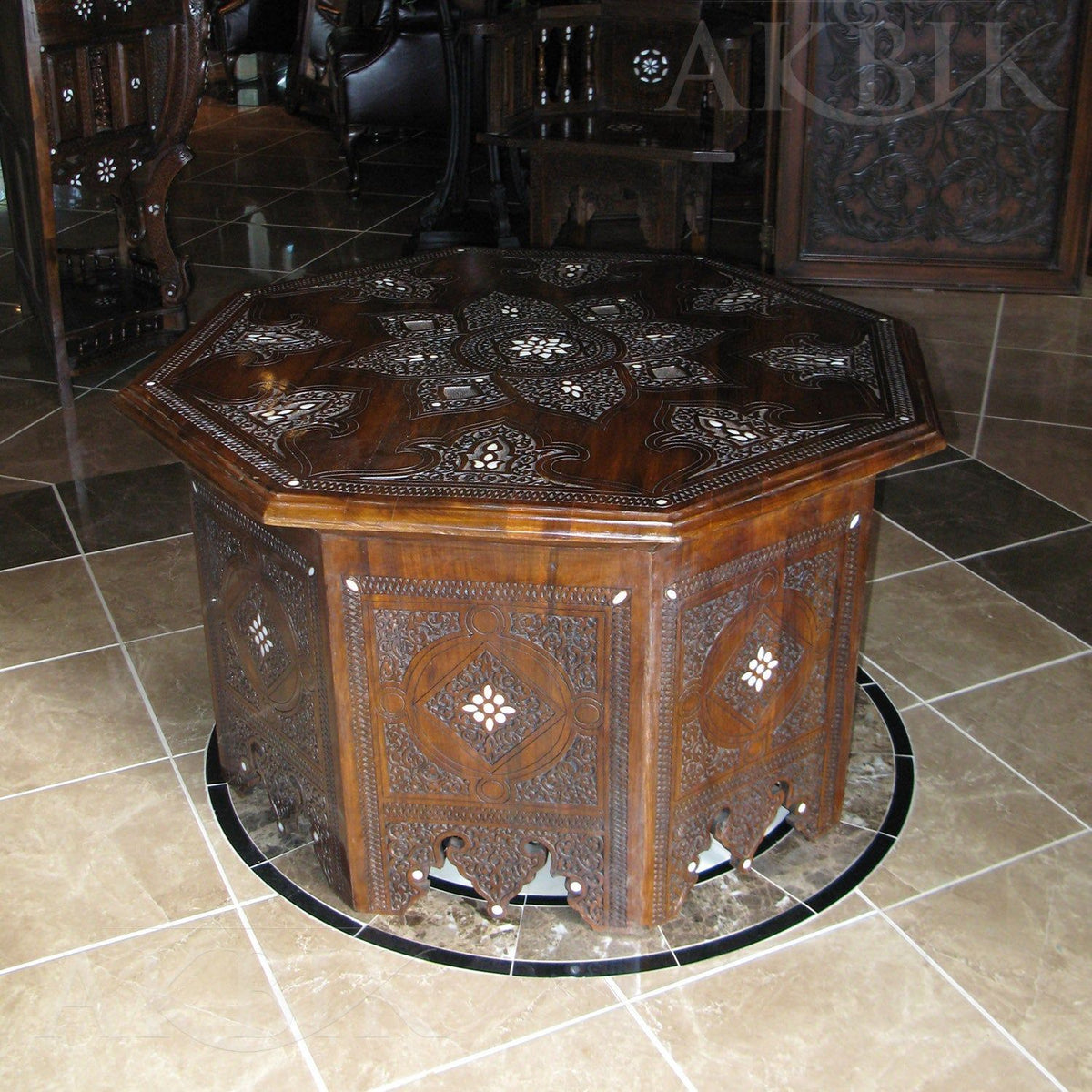 Granada hand-crafted Coffee Table – Akbik Furniture & Design